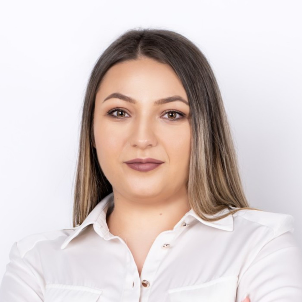 Alexandra Babita - Vermögensberater - Deutsche Vermögensberatung | XING