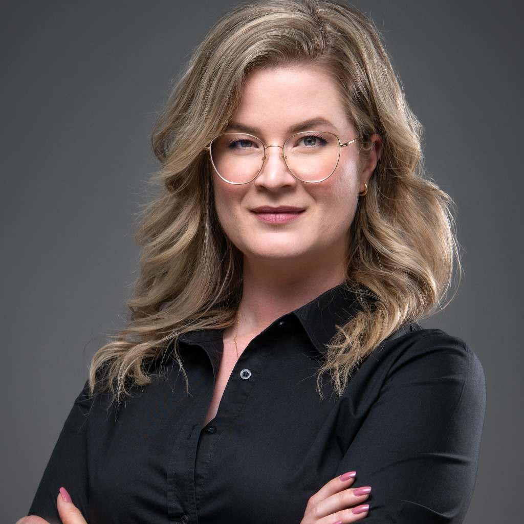 Andrea Wyss's Instagram, Twitter & Facebook on IDCrawl