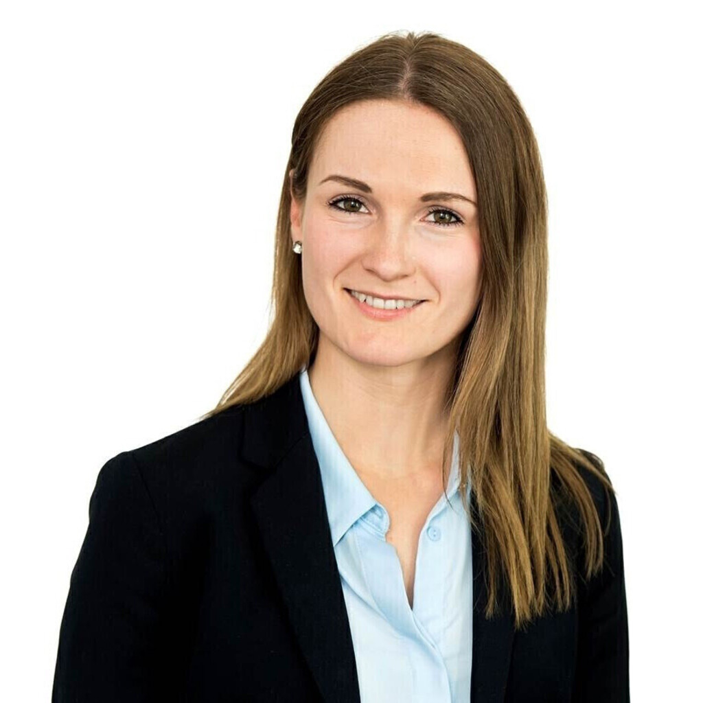 Pia Adrian - Vertriebsassistentin Betriebsführung & Service ...