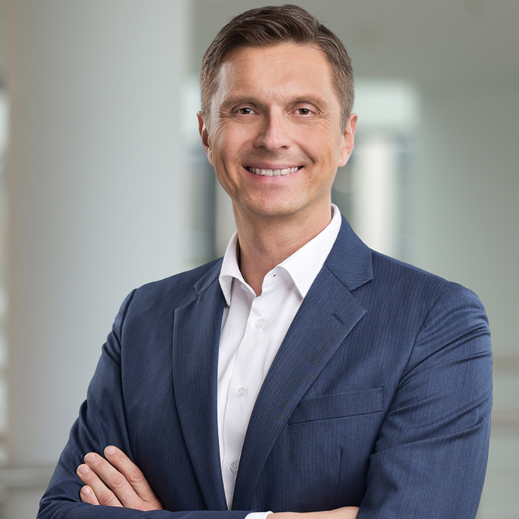Michael Smolka - Strategy & Growth, Sales & Marketing, Digitalization ...