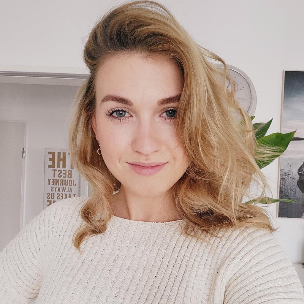 Maria Hammann - Ship Manager - Gebr. Heinemann SE & Co. KG | XING