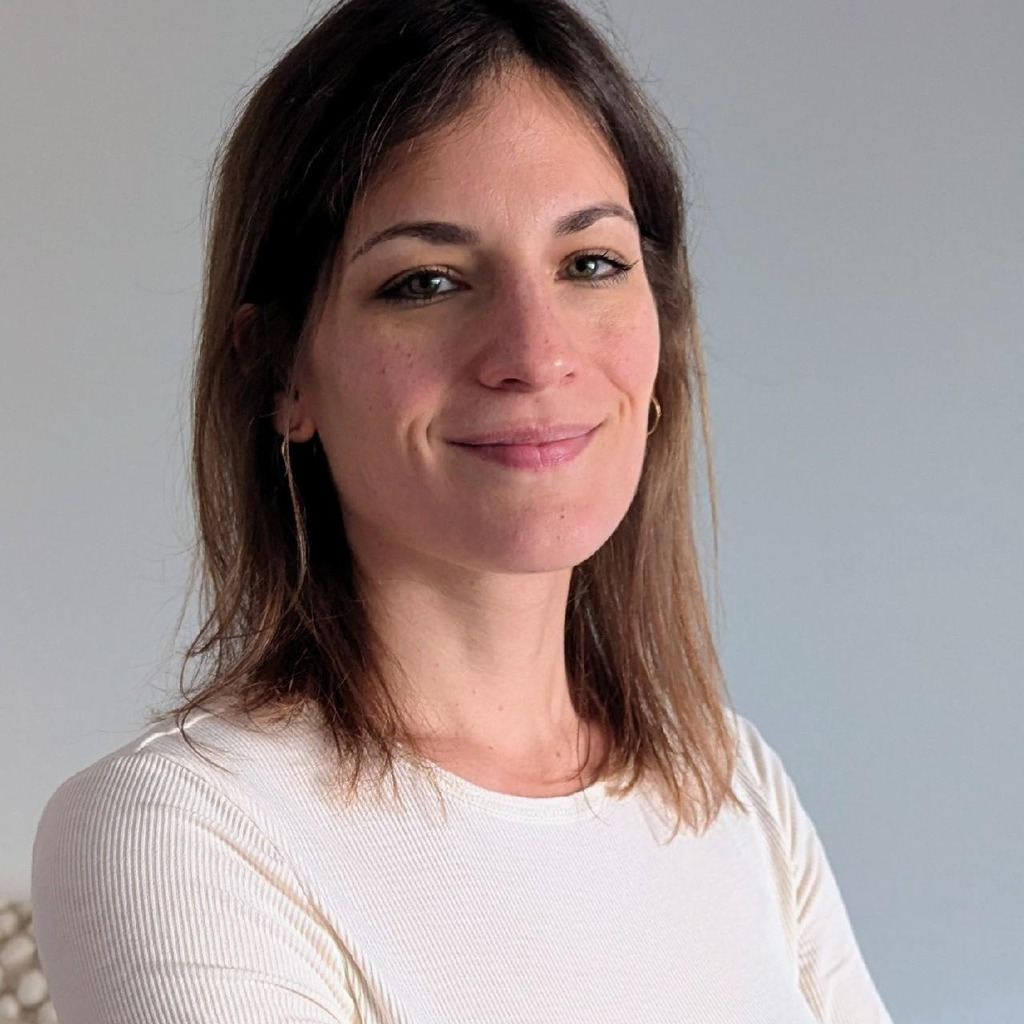 Michaela Hermann - Portfoliomanager Alternative Investments - Wealthcap ...