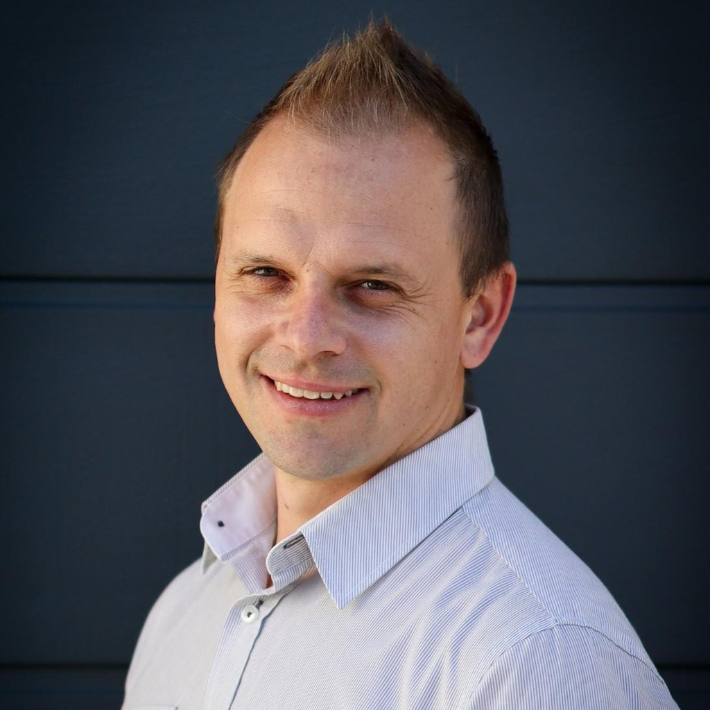 Benjamin Bopp - Leiter der Entwicklung Elektromechanik - Helmut Fischer ...