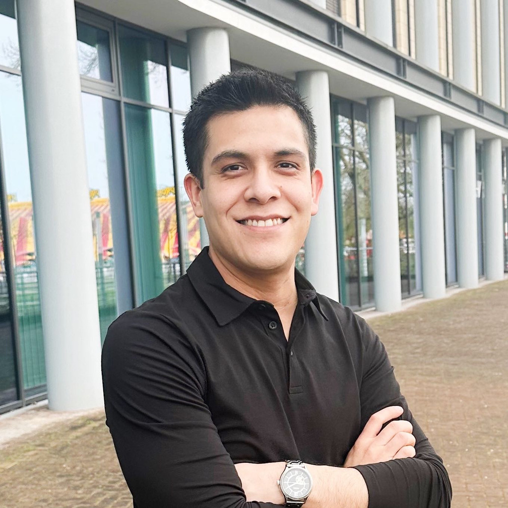 Manuel Fernando Chavez - Fullstack Developer - Pixlip GmbH | XING