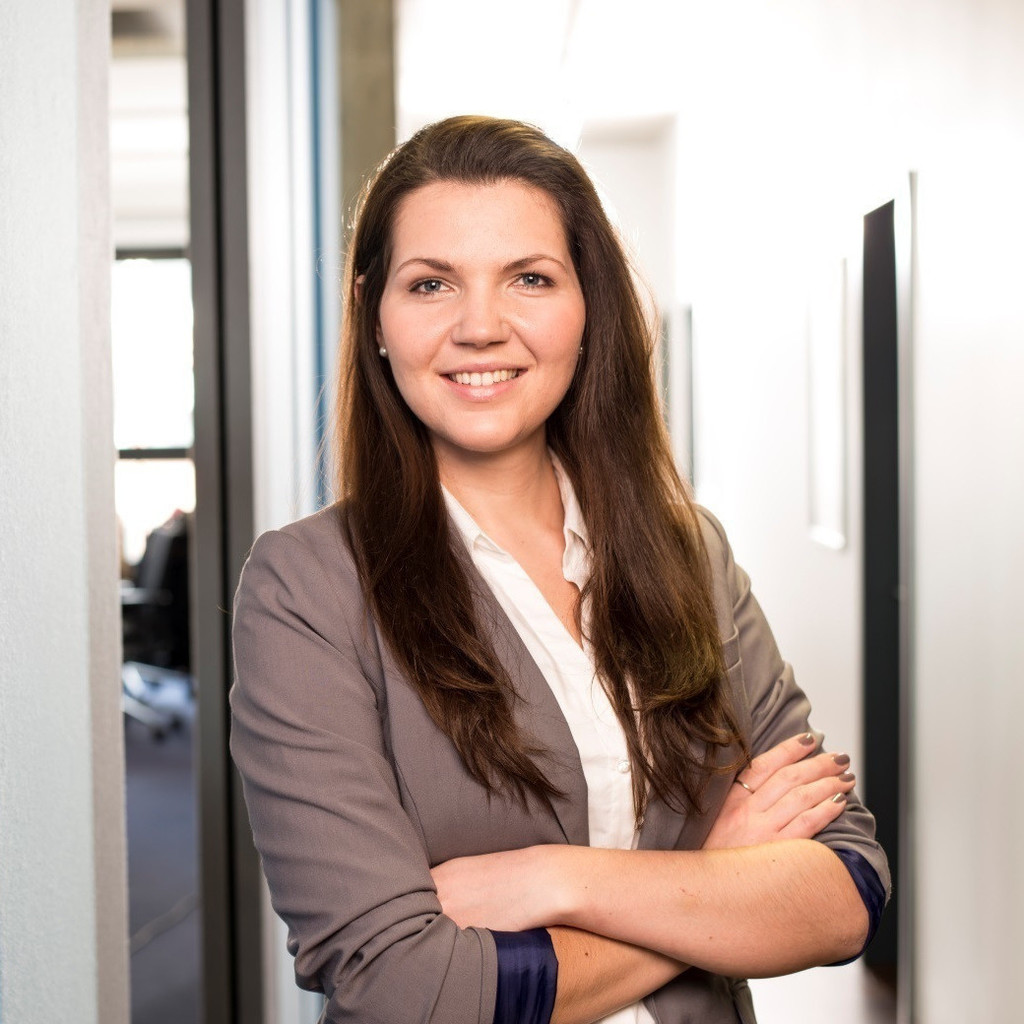 Ing. Laura Rukick - Process Manager Customer Experience - Tchibo ...