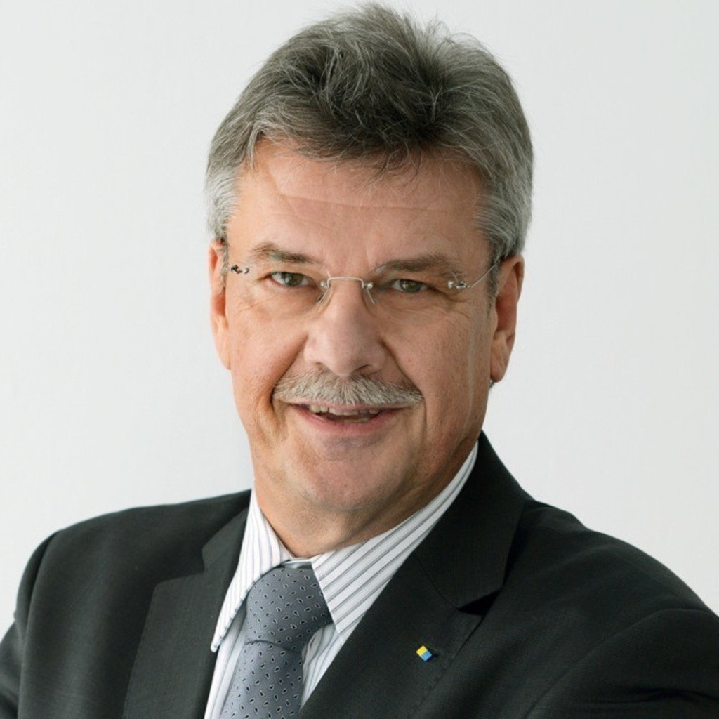 Axel Hoffmann - Inhaber - AH - Management | XING