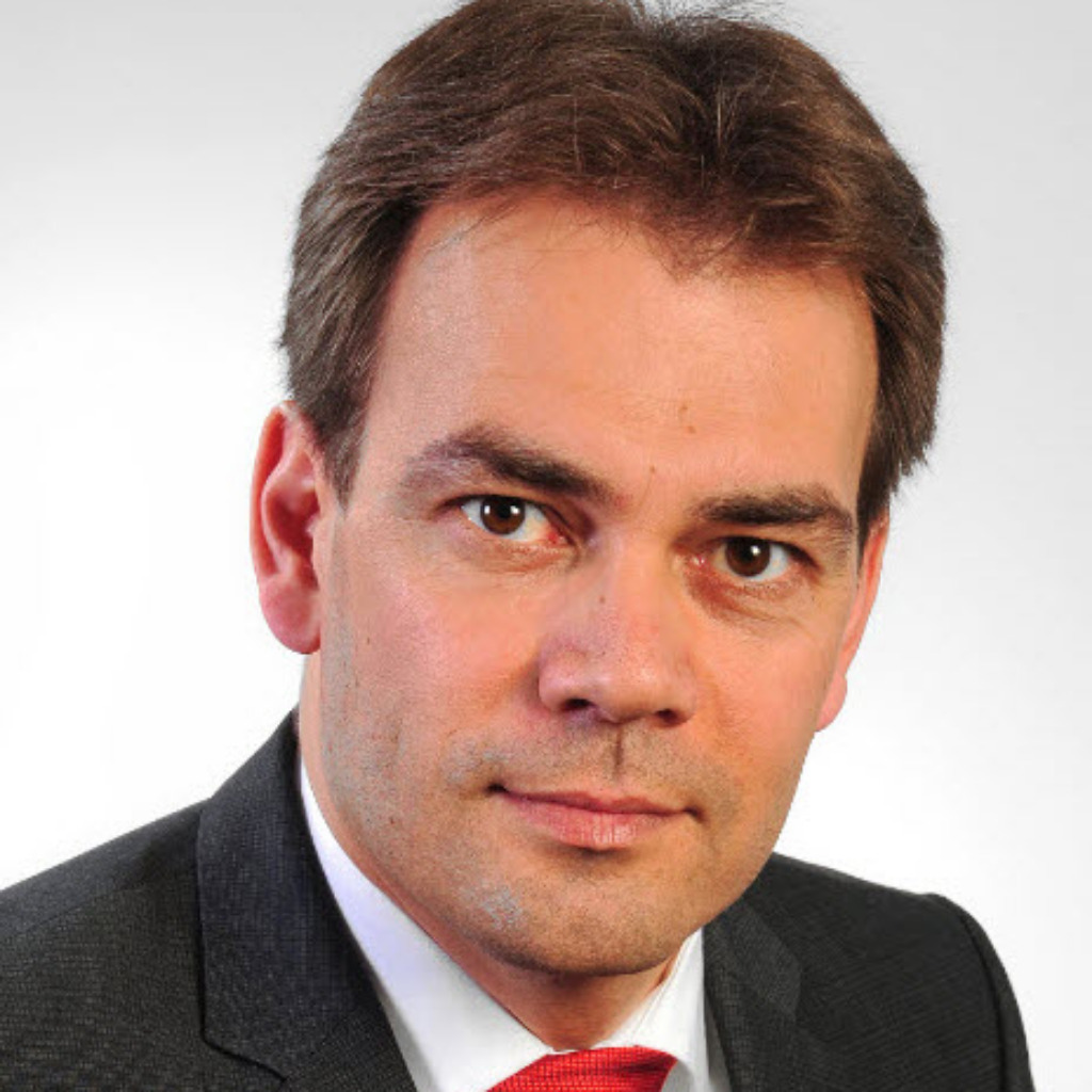 Jörn Grey - Senior Manager - PwC PricewaterhouseCoopers GmbH ...