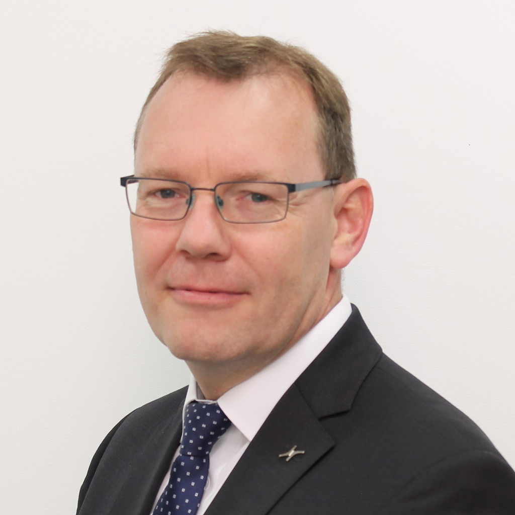 Dr. Michael Waas - Head of HR Analytics and Compensation Management ...