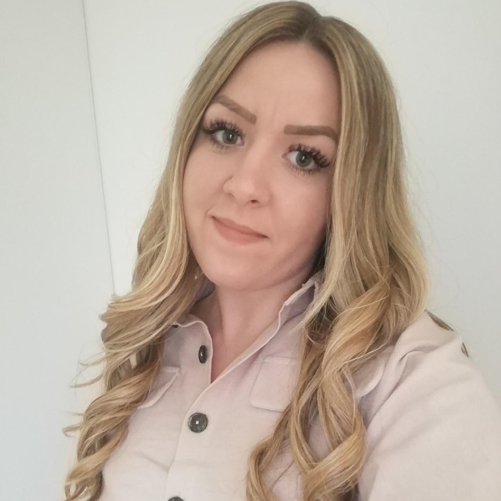 Michelle Friesen's Instagram, Twitter & Facebook on IDCrawl