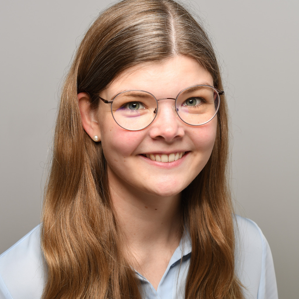 Hester van Dijk: Ausbildung und Berufserfahrung | XING