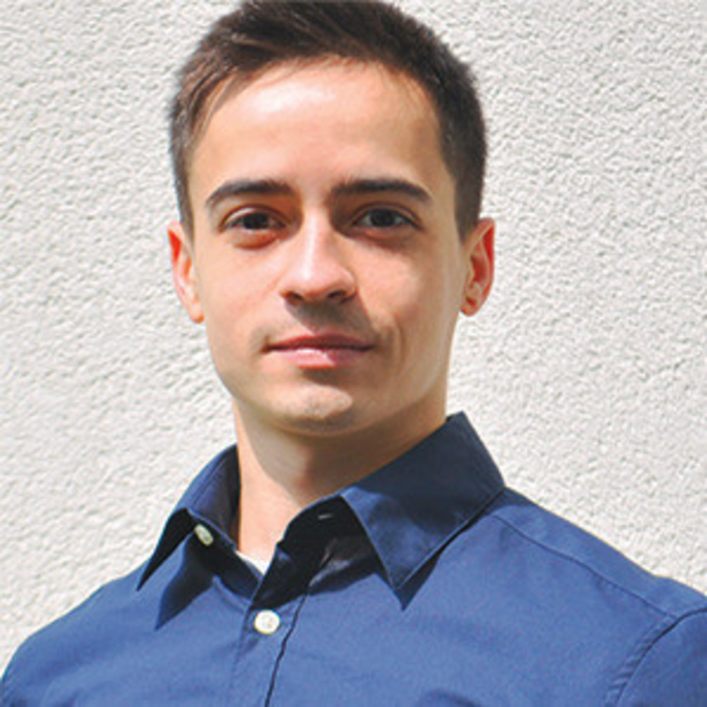 Sebastian Mayr - Grafikdesigner & Marketing Manager - Easy-Media GmbH ...