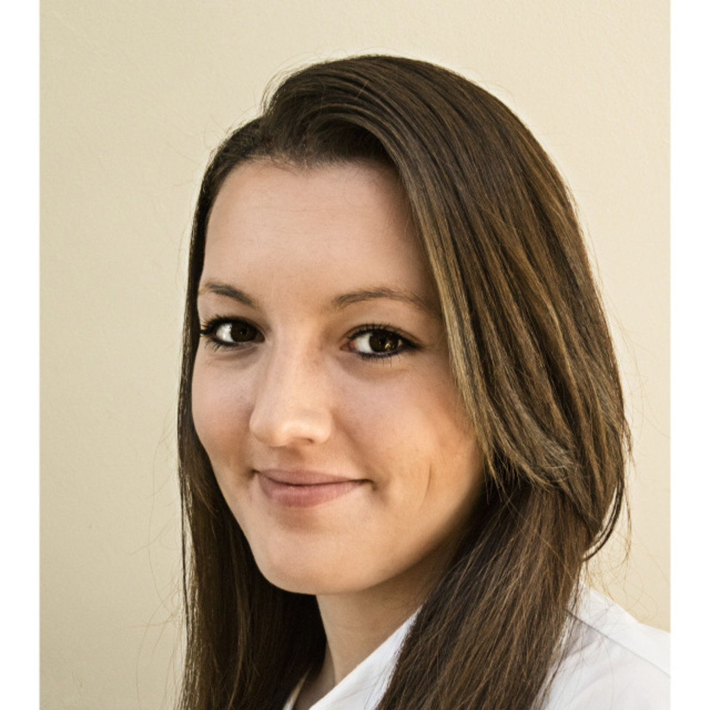 Lisa Nitsche's Instagram, Twitter & Facebook on IDCrawl