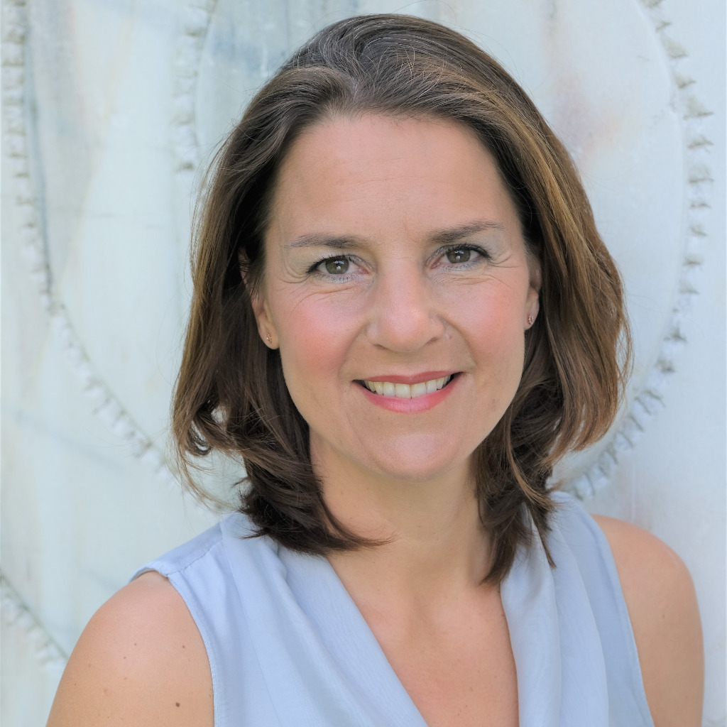 Mag. Elisabeth Rieger - Transformationsmanagement - Technische ...