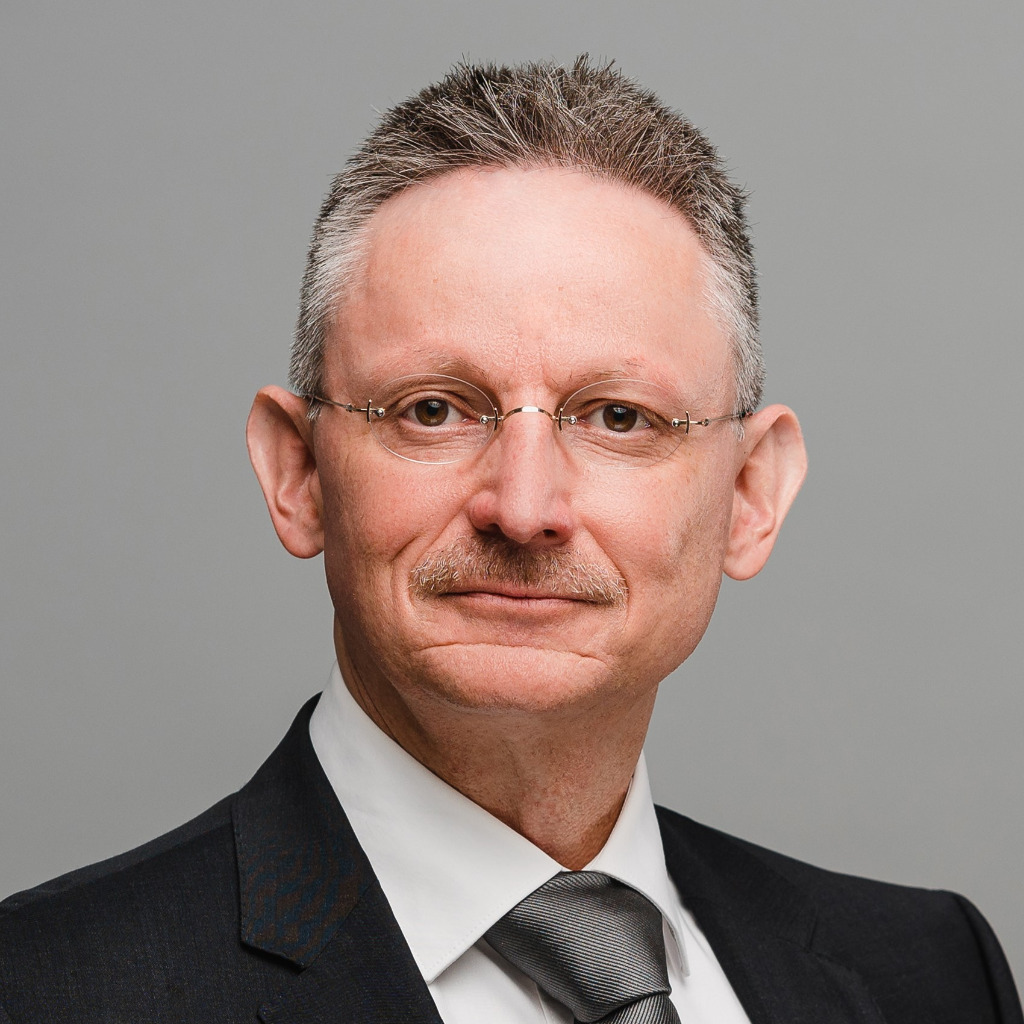 Thomas Hecker - Geschäftsführer - DResearch Digital Media Systems GmbH ...