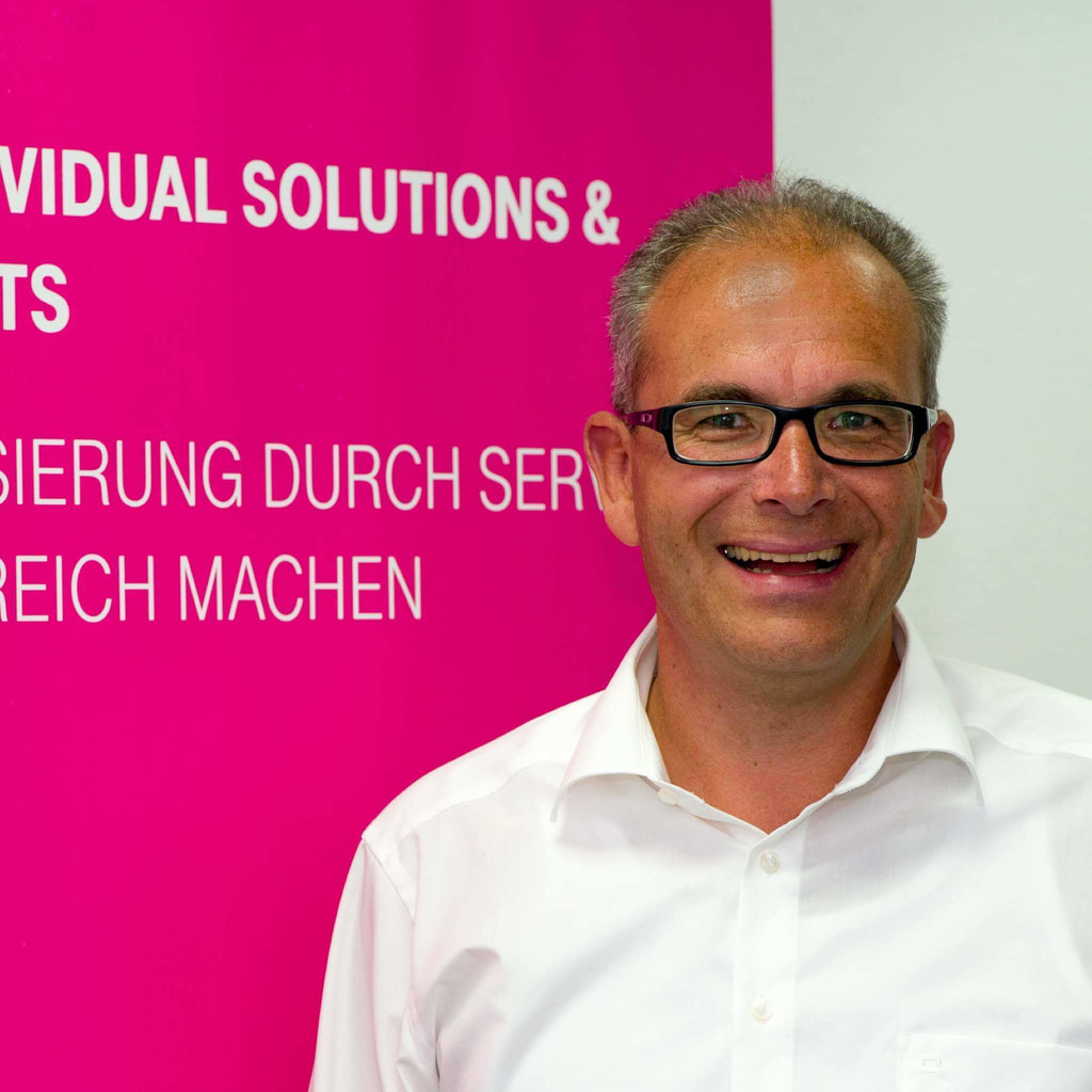 Michael Ehrmann - VP Service & Solution Sales - Deutsche Telekom AG | XING