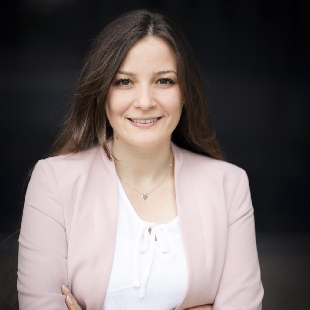 Alicia Cebulla - Mitarbeiterin im Prüfungsamt - Folkwang Universität ...