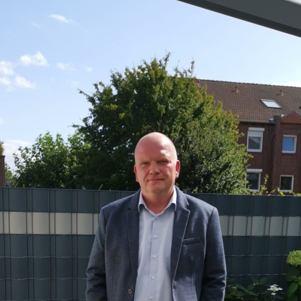 Grundschoettel in der Personensuche von Das Telefonbuch