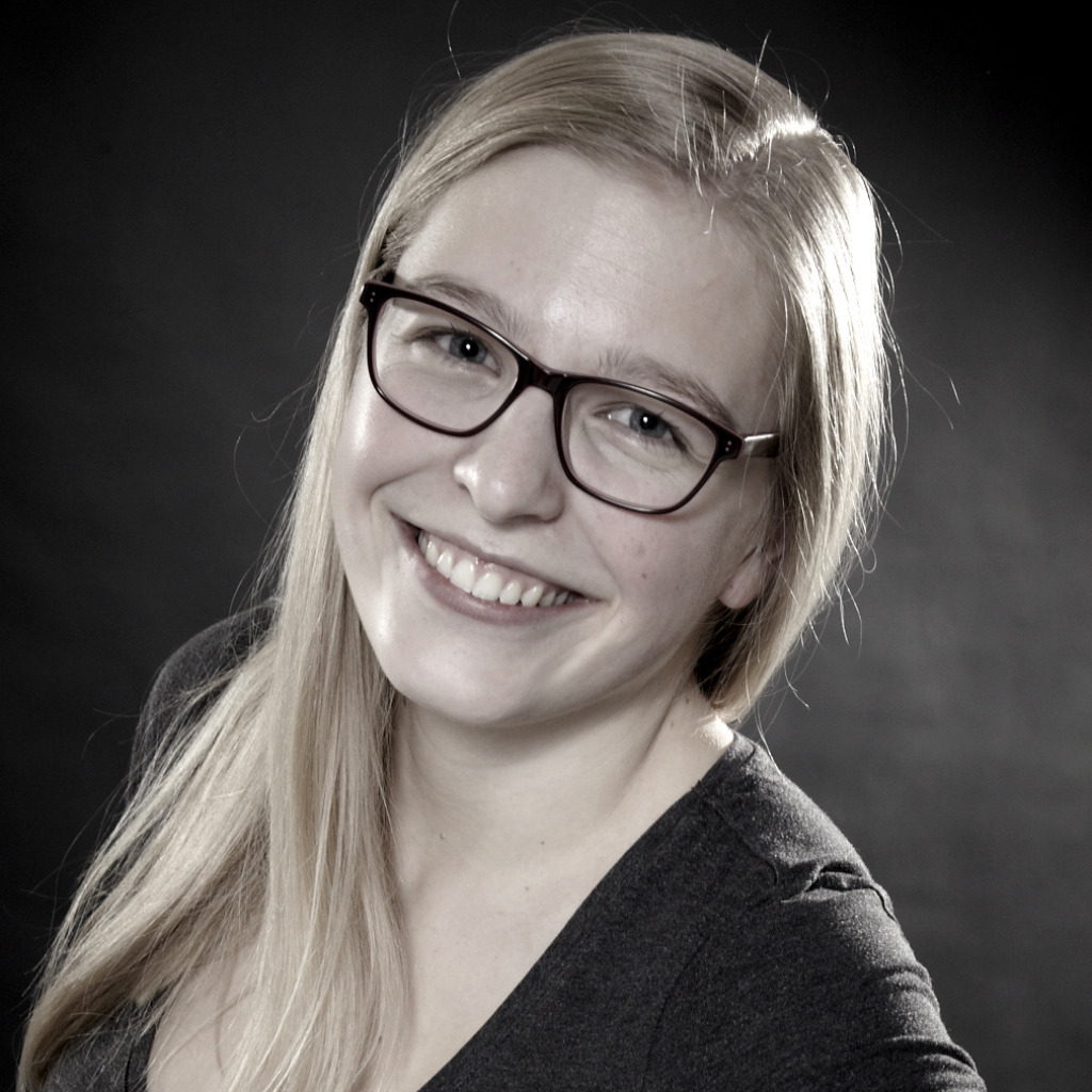 Sarah Peters - E-Commerce Controllerin - Tchibo GmbH | XING