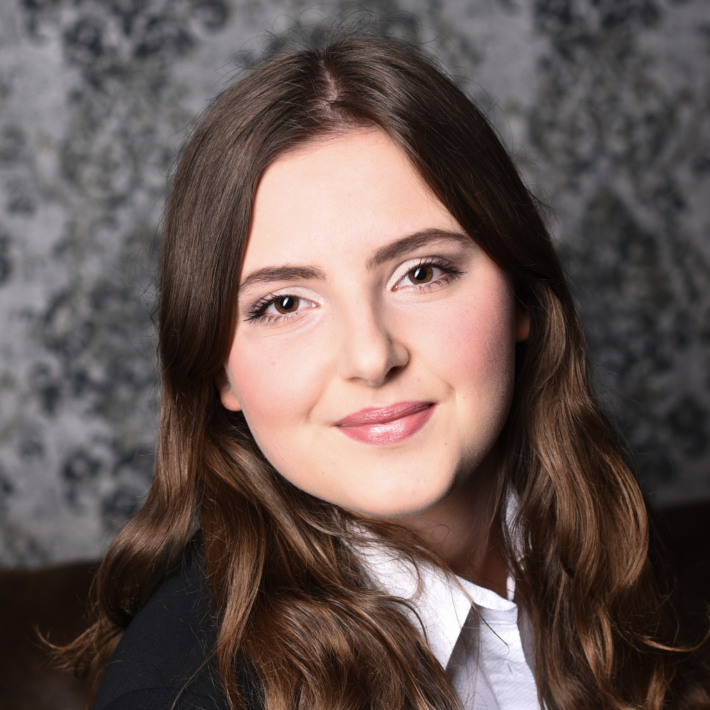 Greta Schwarz - Office Manager - SOA Experts GmbH | XING