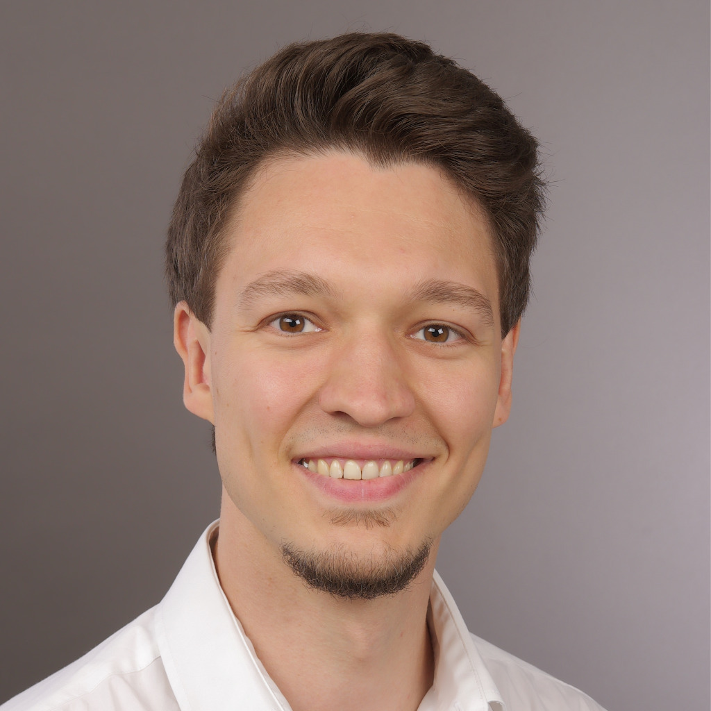 Daniel Schmidt - M. A. Personalmanagement (Abschlussnote: 1,59) - IU ...