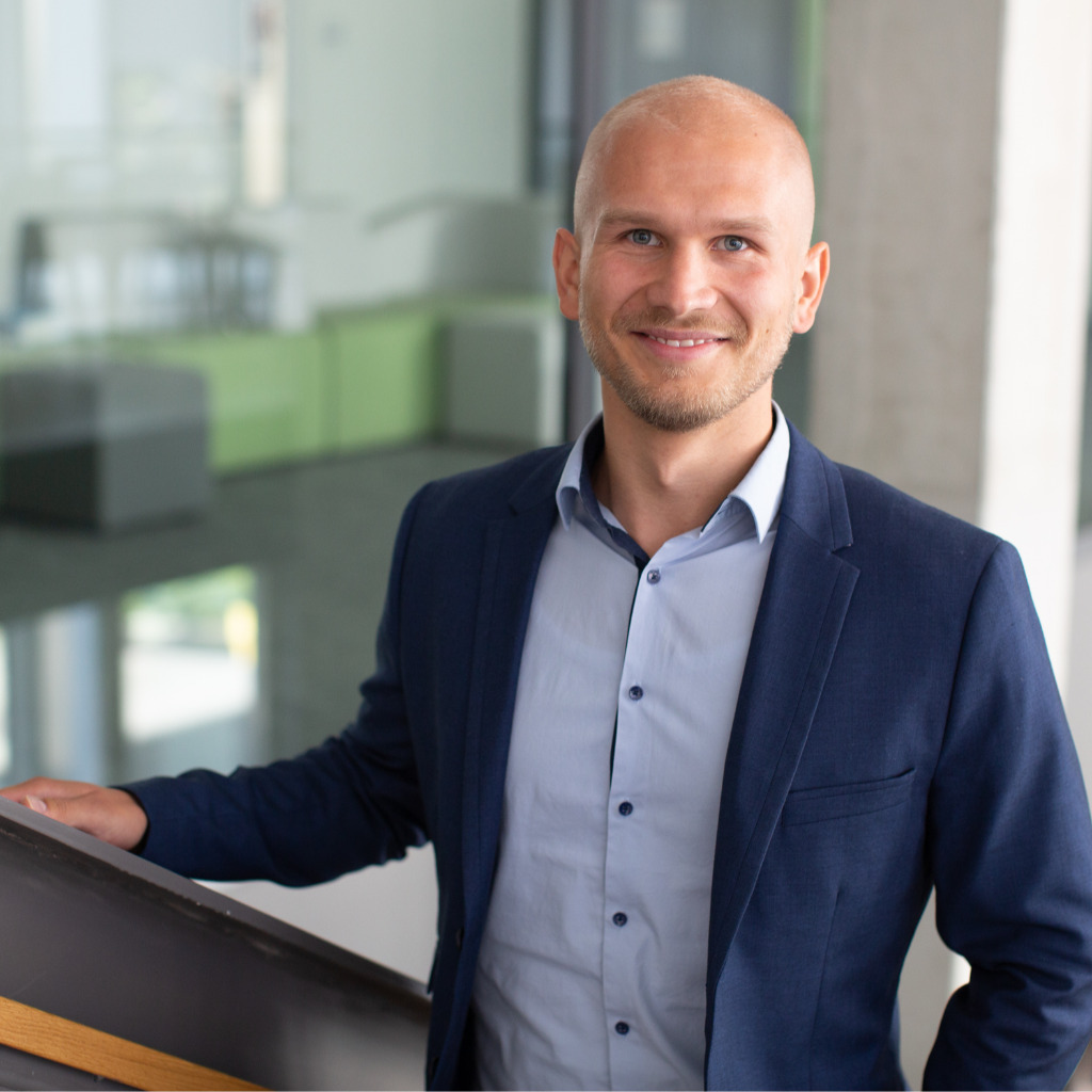 Michael Strobel - Projektmanager Technologiecluster - R-Tech GmbH ...