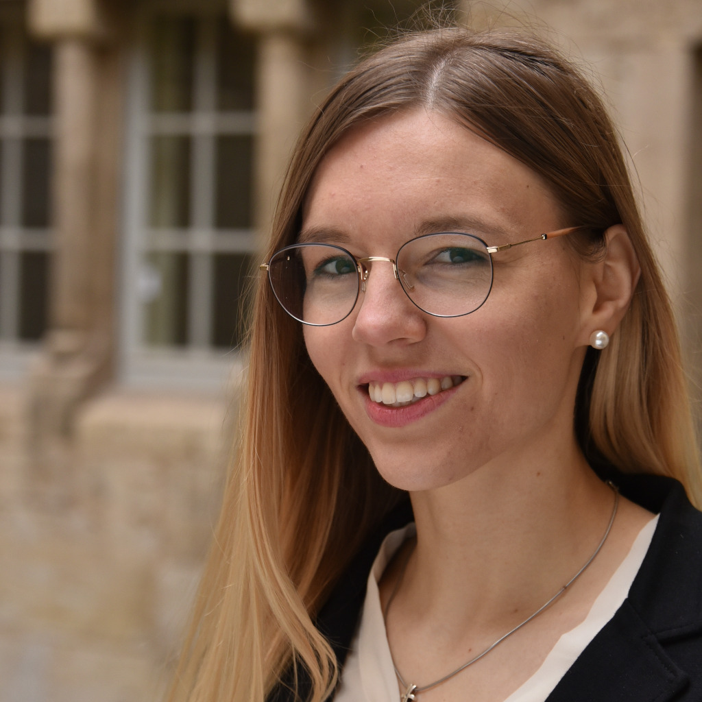 Julia Ritz - Promovendin Ev. Theologie - Friedrich-Schiller-Universität ...