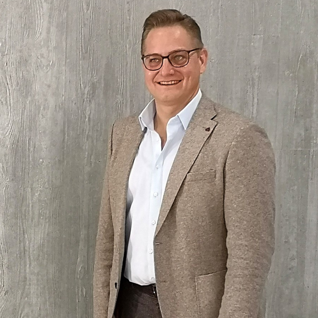 Dipl.-Ing. Richard Hofmann - Abteilungsleiter - Landratsamt Passau | XING