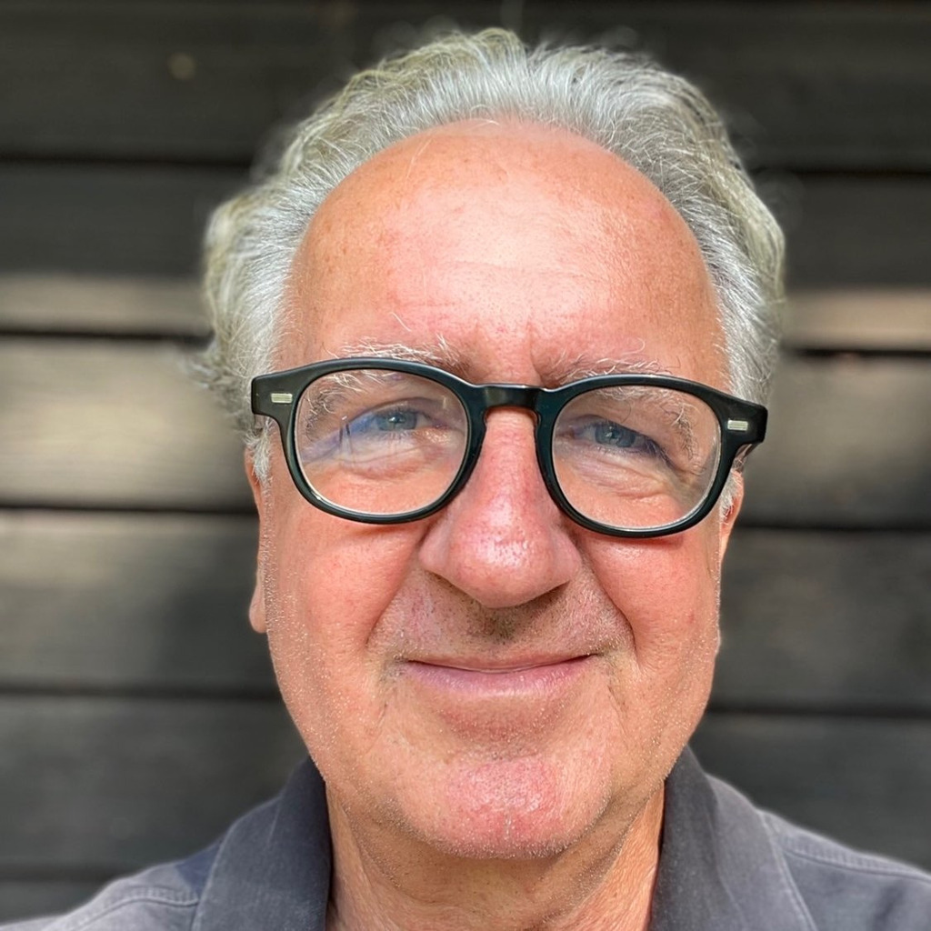 Uwe Wache - Managing Partner / Gesellschafter - Klenk & Hoursch AG | XING