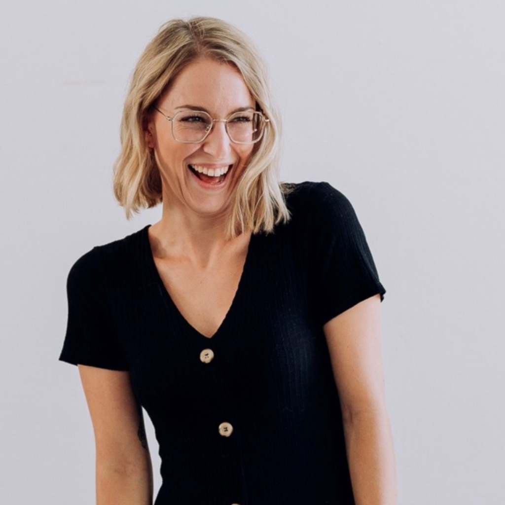 Tina Eschner - Public Relations / Unternehmenskommunikation - PLAYMOBIL ...