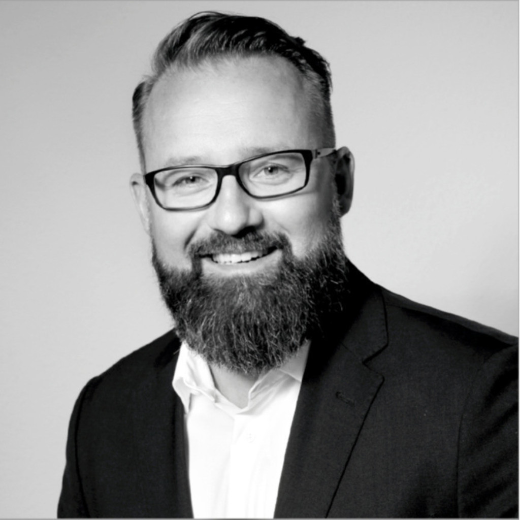 Mirko Jonas - Director Finance / Prokurist - CHS Charité Healthcare ...