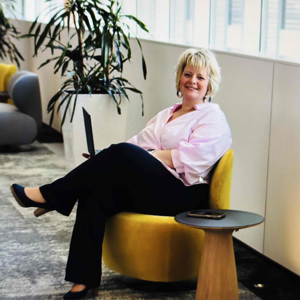 Nadine Ehrhardt - stellvertretende Bereichsleiterin - HUK-COBURG ...