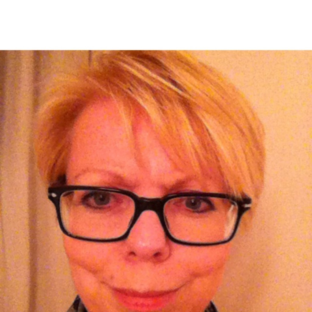 Maria Hoch - Manager Treasury Operations - Mondi AG | XING