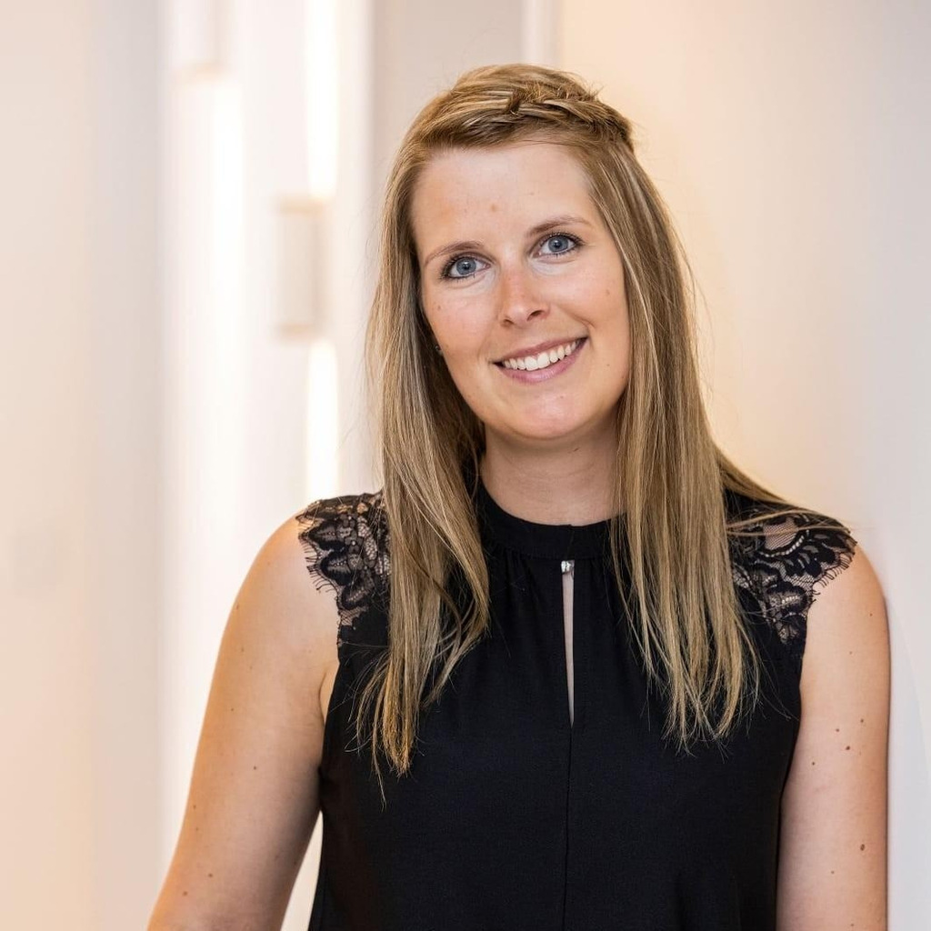 Lisa Stumpf - Geschäftsführerin - SAGODENT Stumpf & Gnädig GbR | XING