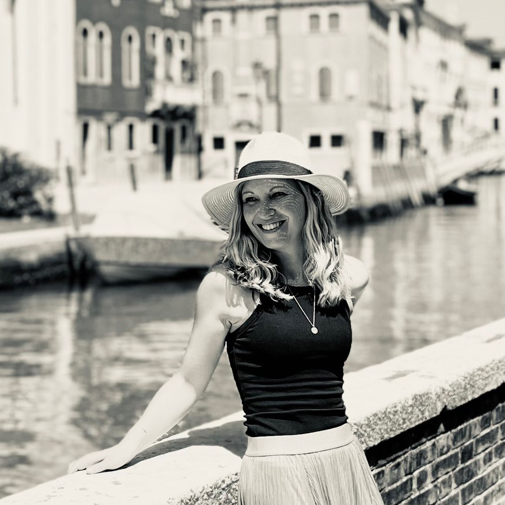 Jessica Becker - Vertriebsanalyst - Volksbank in Ostwestfalen eG | XING