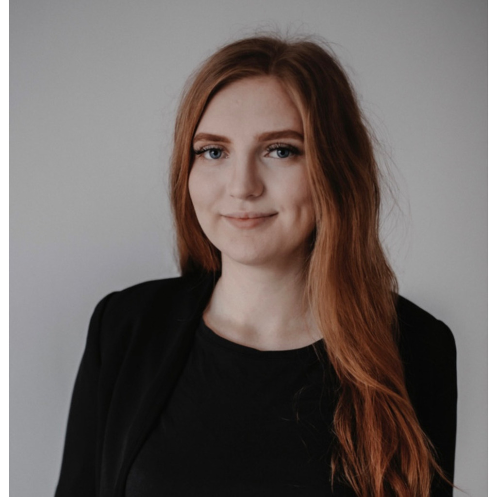 Sarah Demel - Mitarbeiterin im Personalwesen - Gebrüder Dorfner GmbH ...