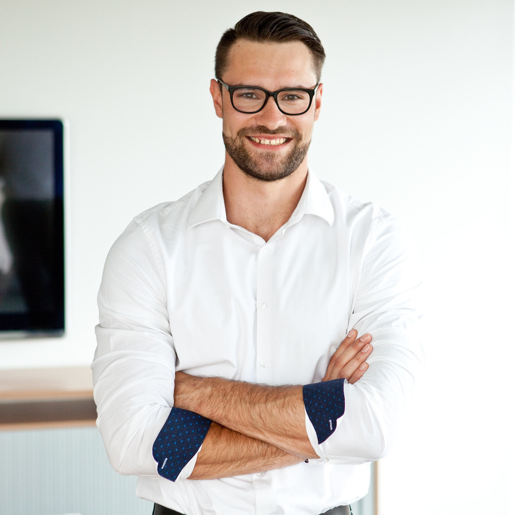 Pierre Wolf - Asset Manager - Empira Asset Management GmbH | XING