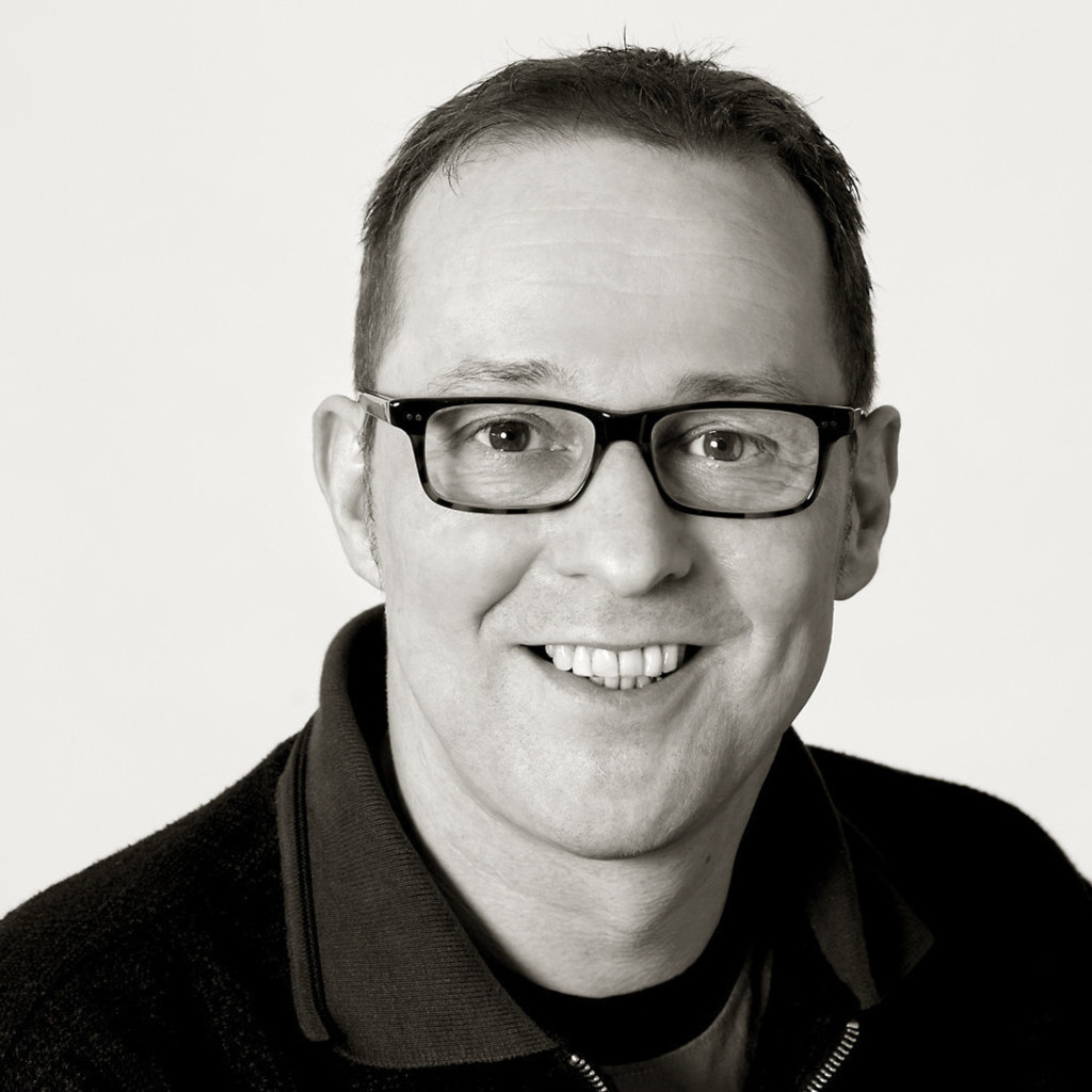 Michael Barth - Grafik Designer | Social Media PR Manager - Michael ...