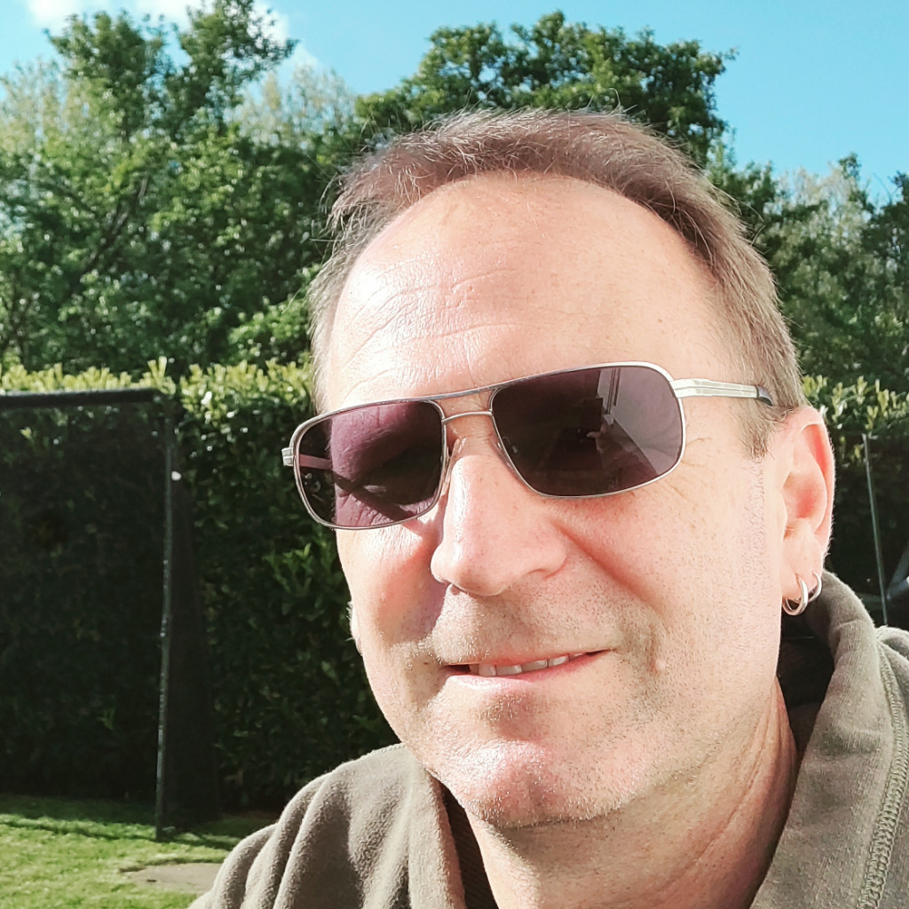 Jan Komotzki - Leiter BID Management - Swarco Traffic Systems GmbH | XING