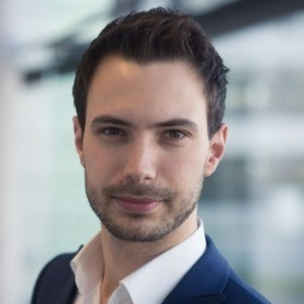 Benjamin Kunkel - Head of Solution Advisory Experience LoBs CX & HXM ...