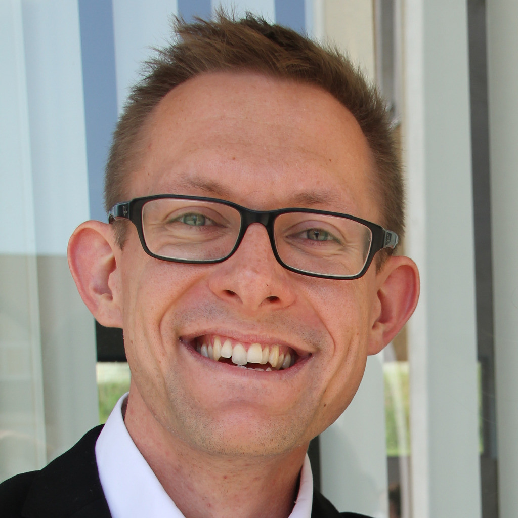 Michael Rader - PhD Student, Theoretical Physics - Universität ...