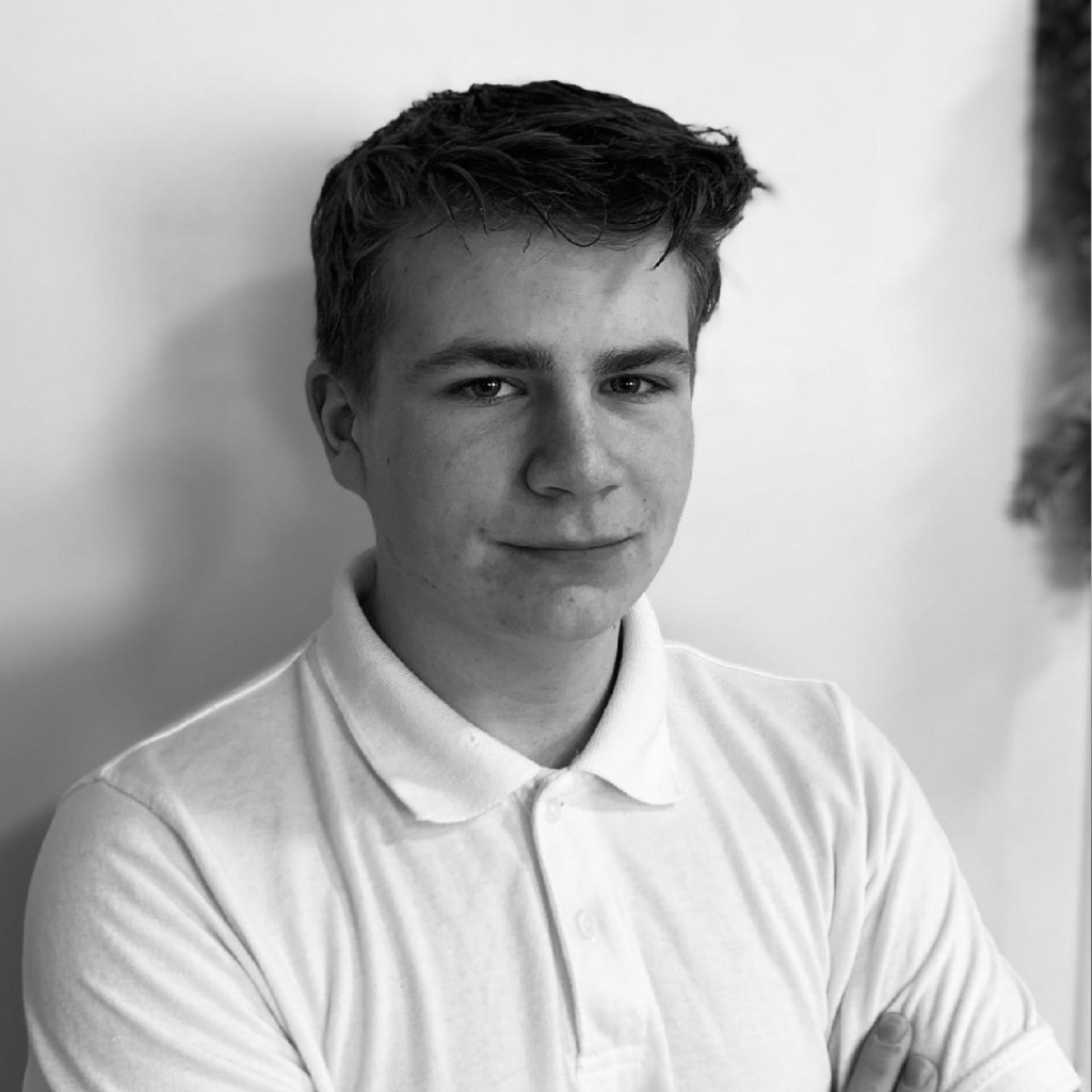 Lukas Hacker - Fachkraft für Logistik - eltric GmbH | XING