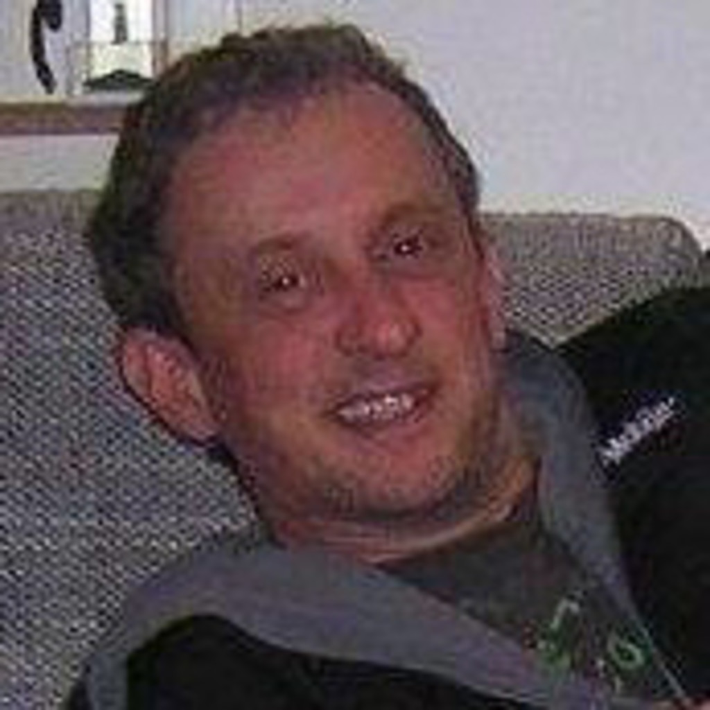 Mario Hofmann - Servicemanager Prepaid - T-Mobile Austria | XING