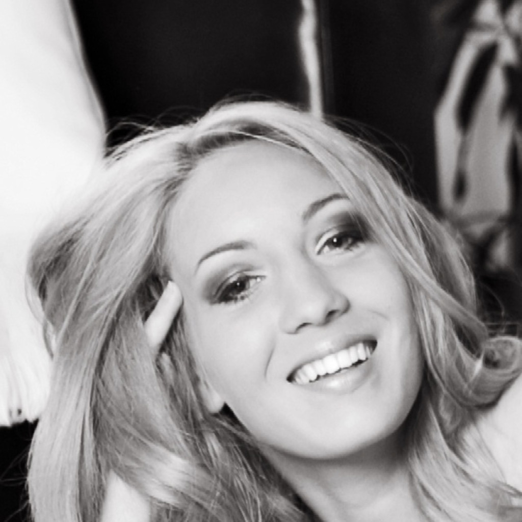 Cornelia Rom - Stylist, Visagist - c.rom-style | XING