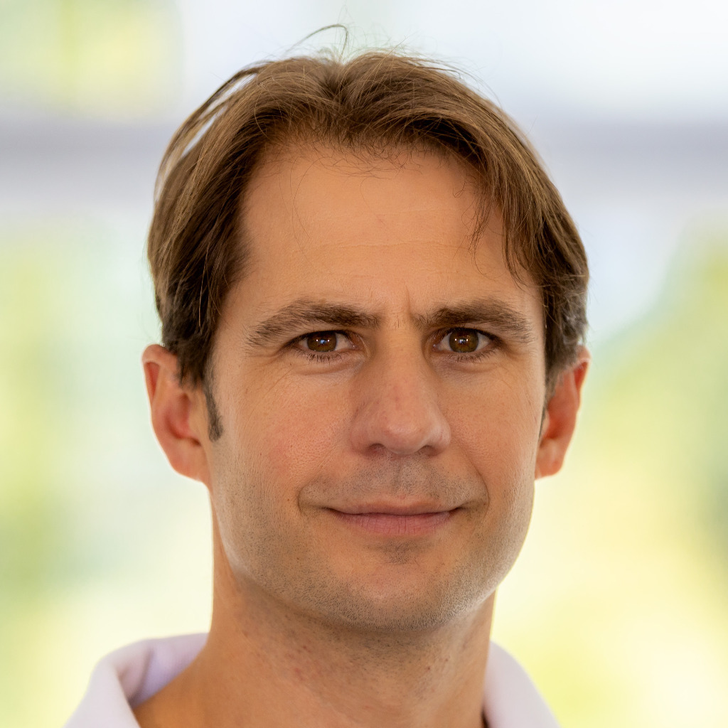 Dr. Christian Kindler - Leiter Department Hand- und Ellenbogenchirurgie - Romed Klinik Prien am ...