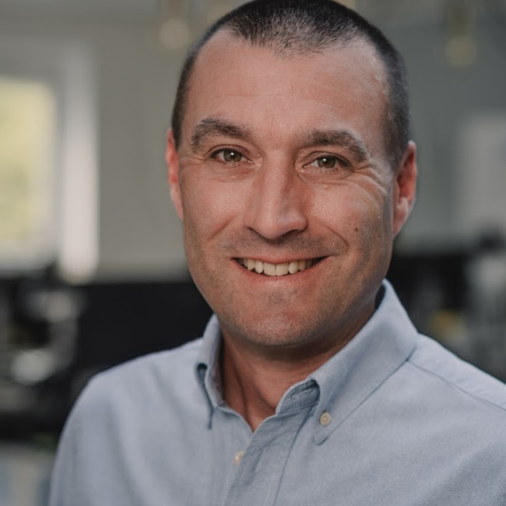 Chris Holscher - Industry Analyst Relations Specialist - Holscher.one | XING