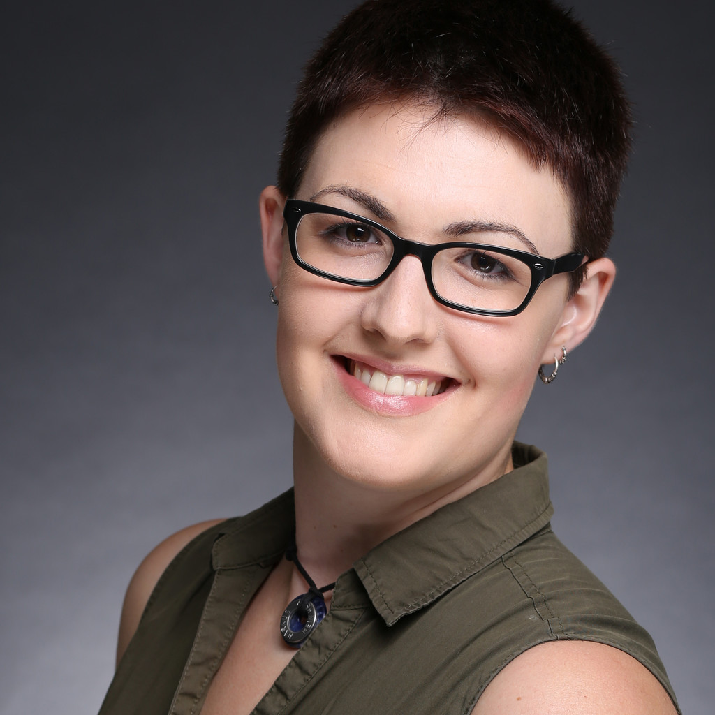 Nora Goepel - Lektorat, Übersetzung, Barrierefreiheit - Materna TMT ...