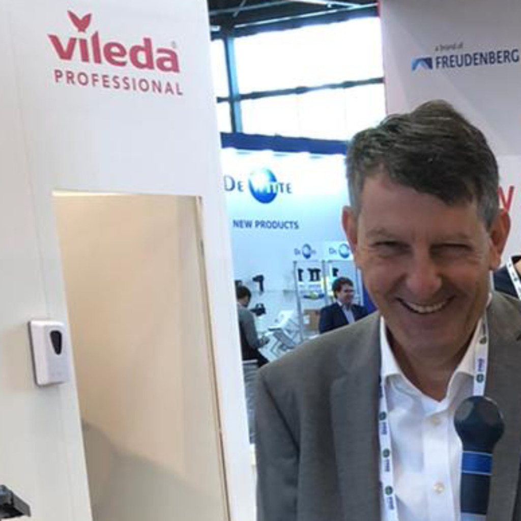 Mario Peikert - Verkaufsleiter Deutschland Handel - Vileda Professional ...