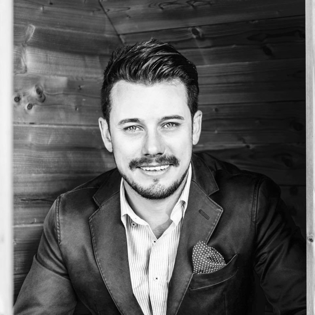 Felske aus Düsseldorf in der Personensuche von Das Telefonbuch