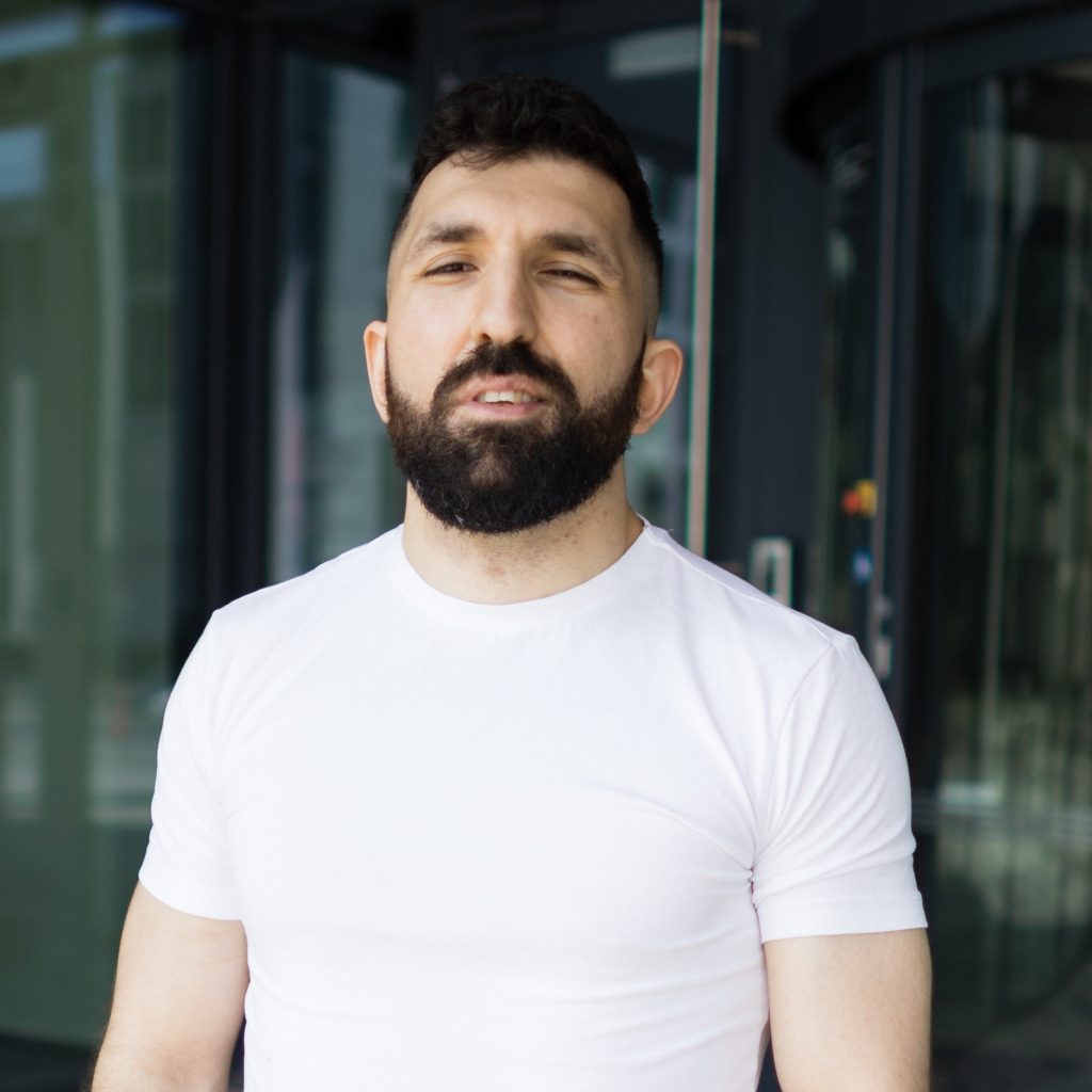 Azar Nasibov - Owner - Chat City Sp. z oo | XING