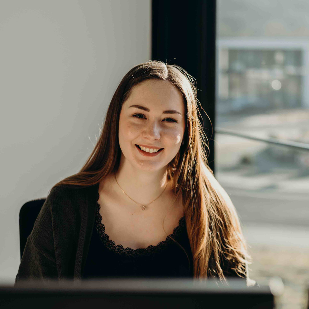 Laura Poen - Software Consultant - Leonhardt Zeit- und ...